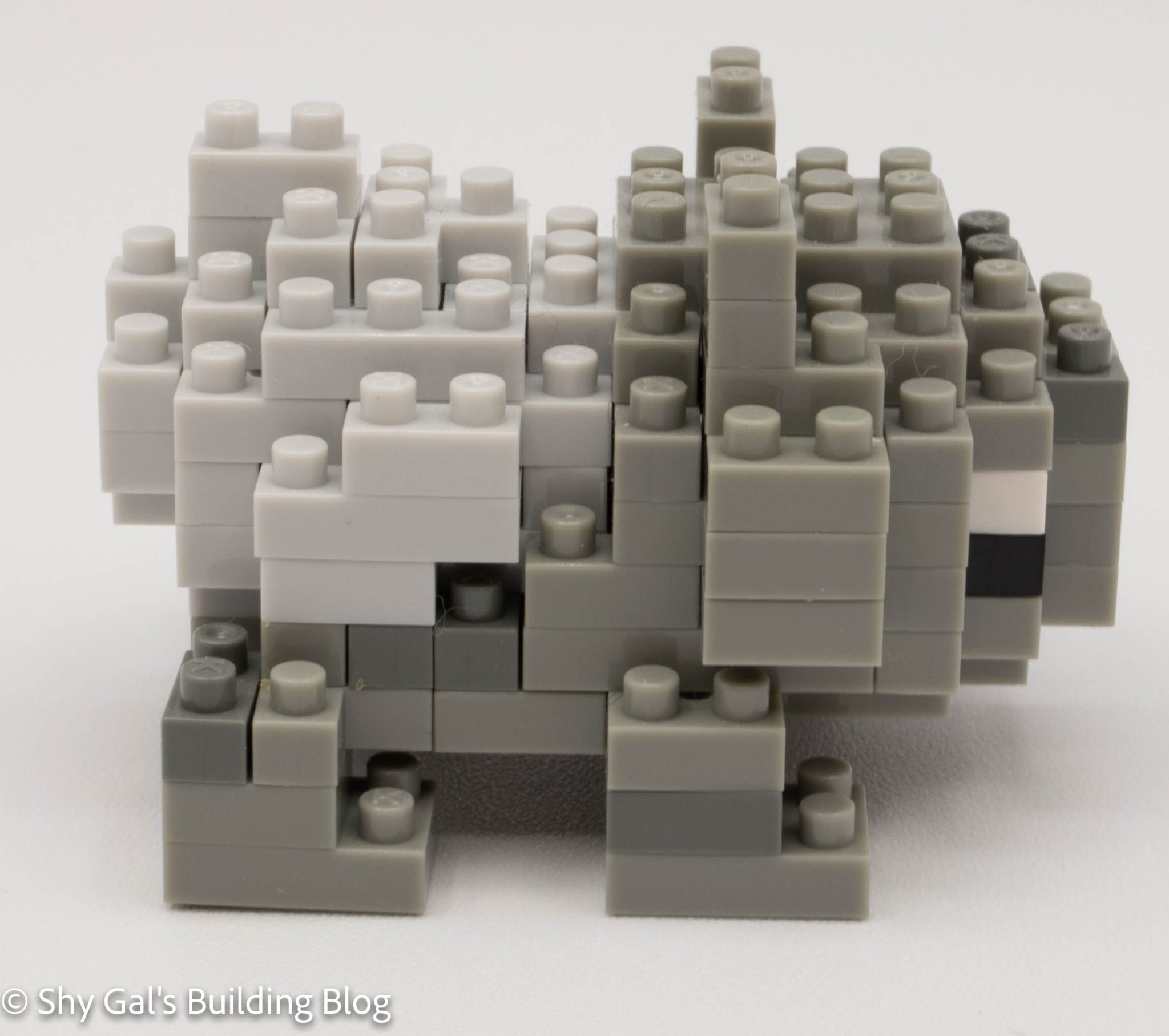 Review of nanoblock Monotone Bulbasaur - Shy Gal’s Building Blog