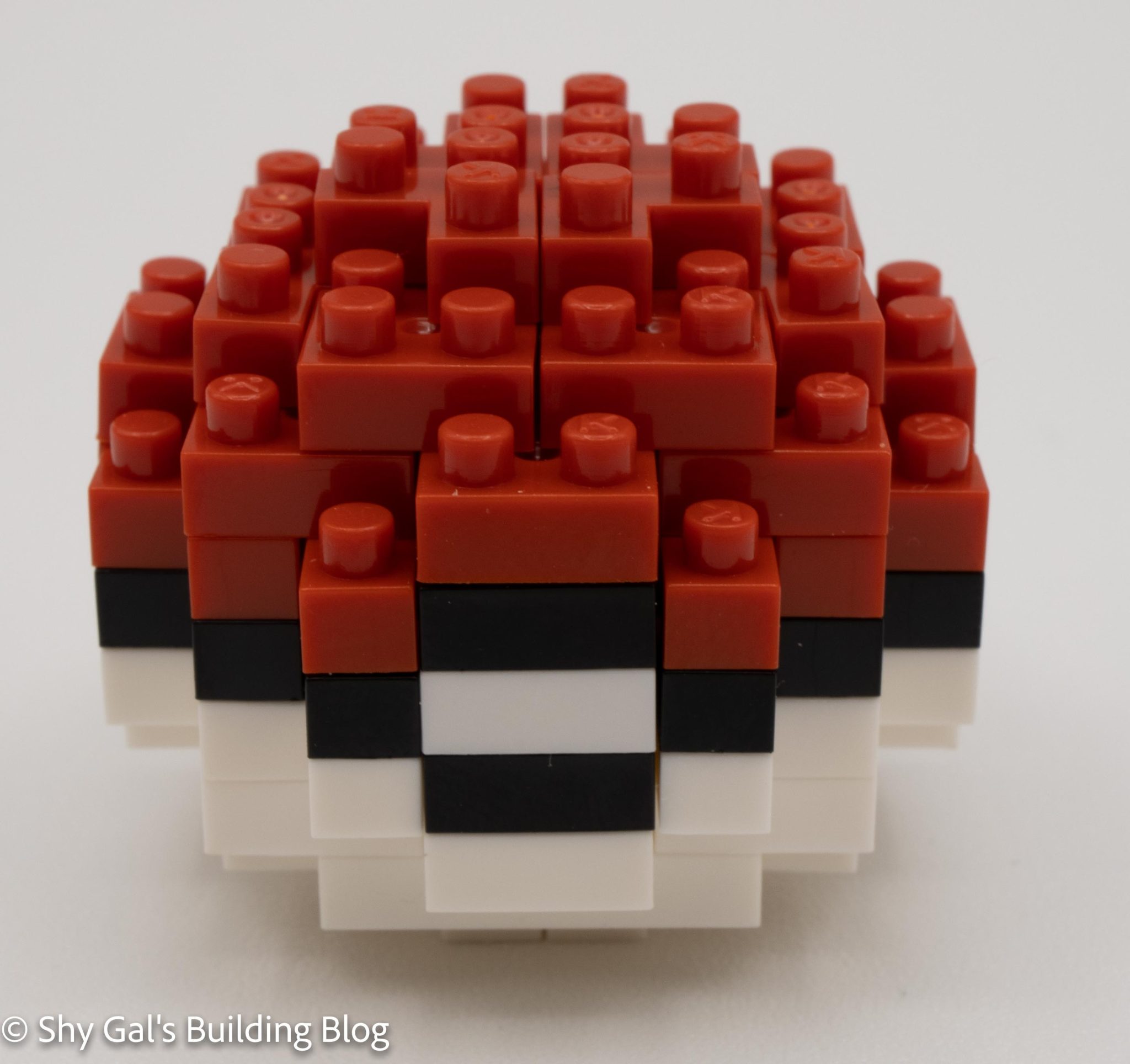 Review nanoblock Caterpie and Pokeball - Shy Gal’s Building Blog