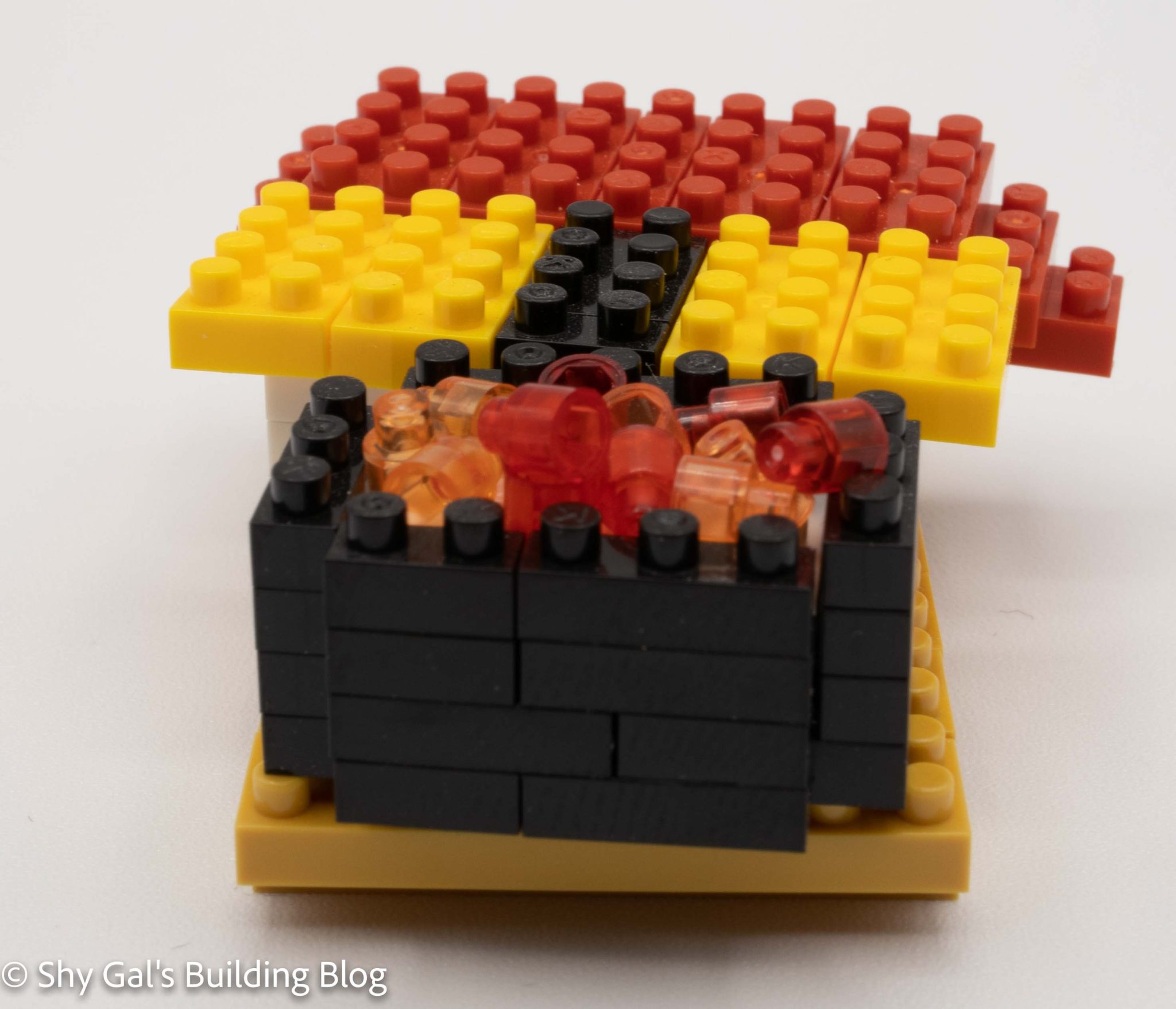 Review of nanoblock Sushi NBC_220 - Shy Gal's Building Blog