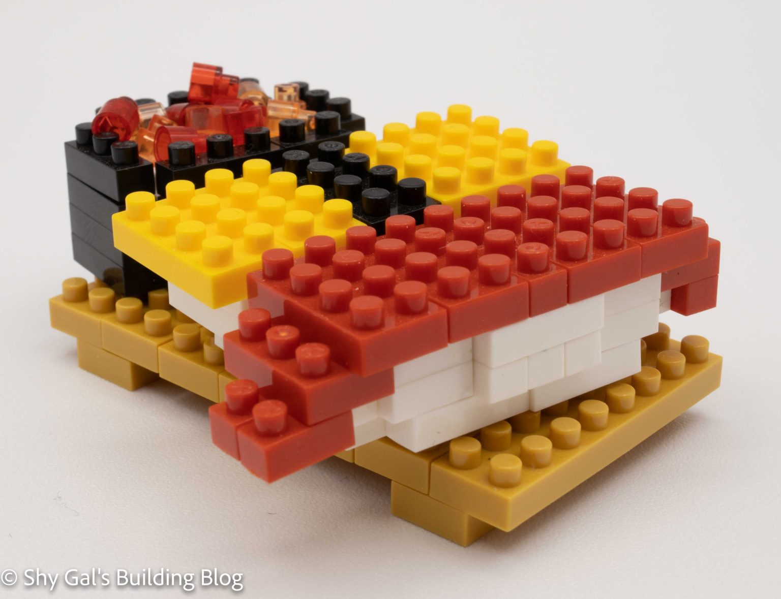 Review of nanoblock Sushi NBC_220 - Shy Gal's Building Blog