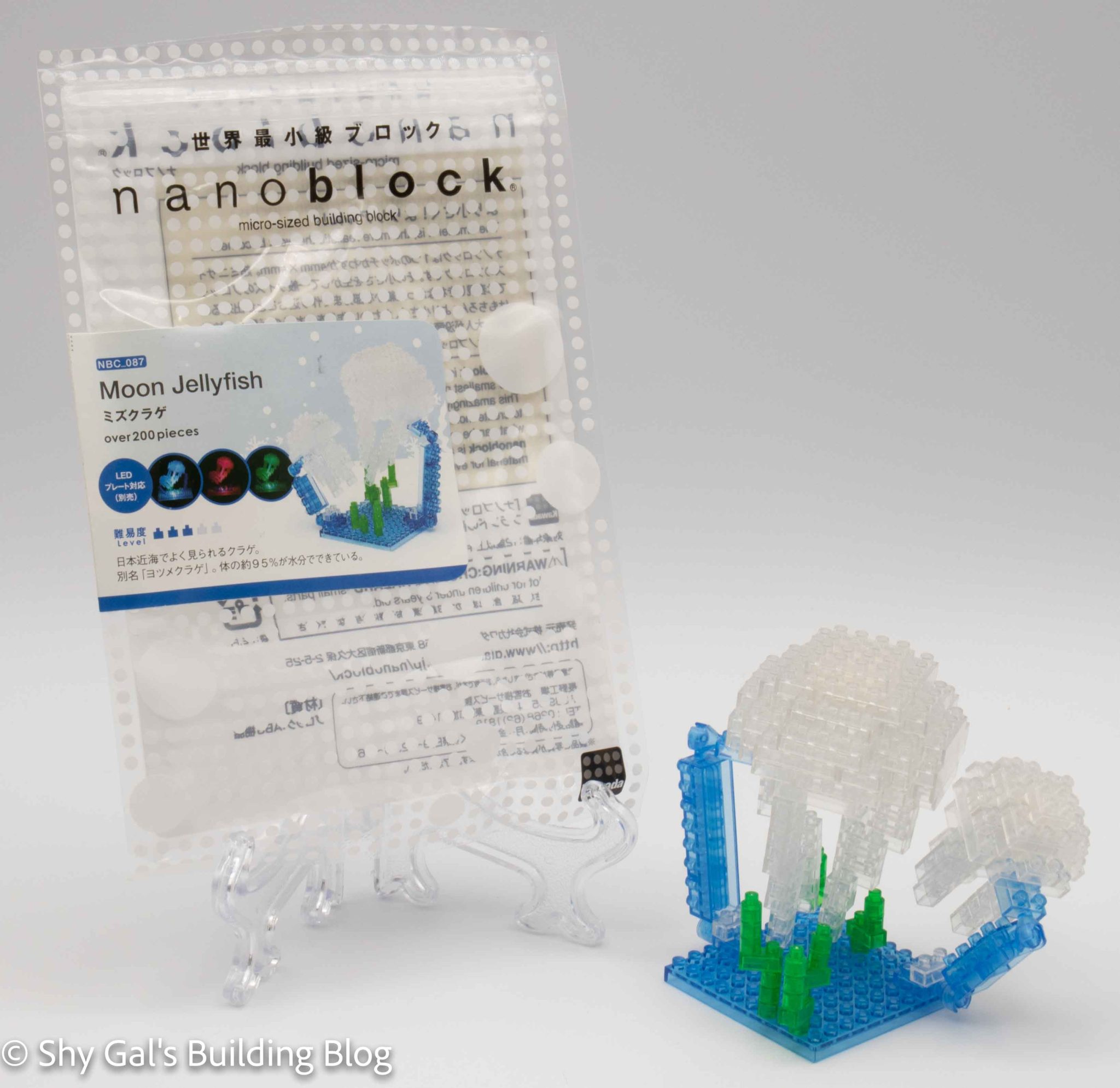 Review of nanoblock Moon Jellyfish - Shy Gal's Building Blog