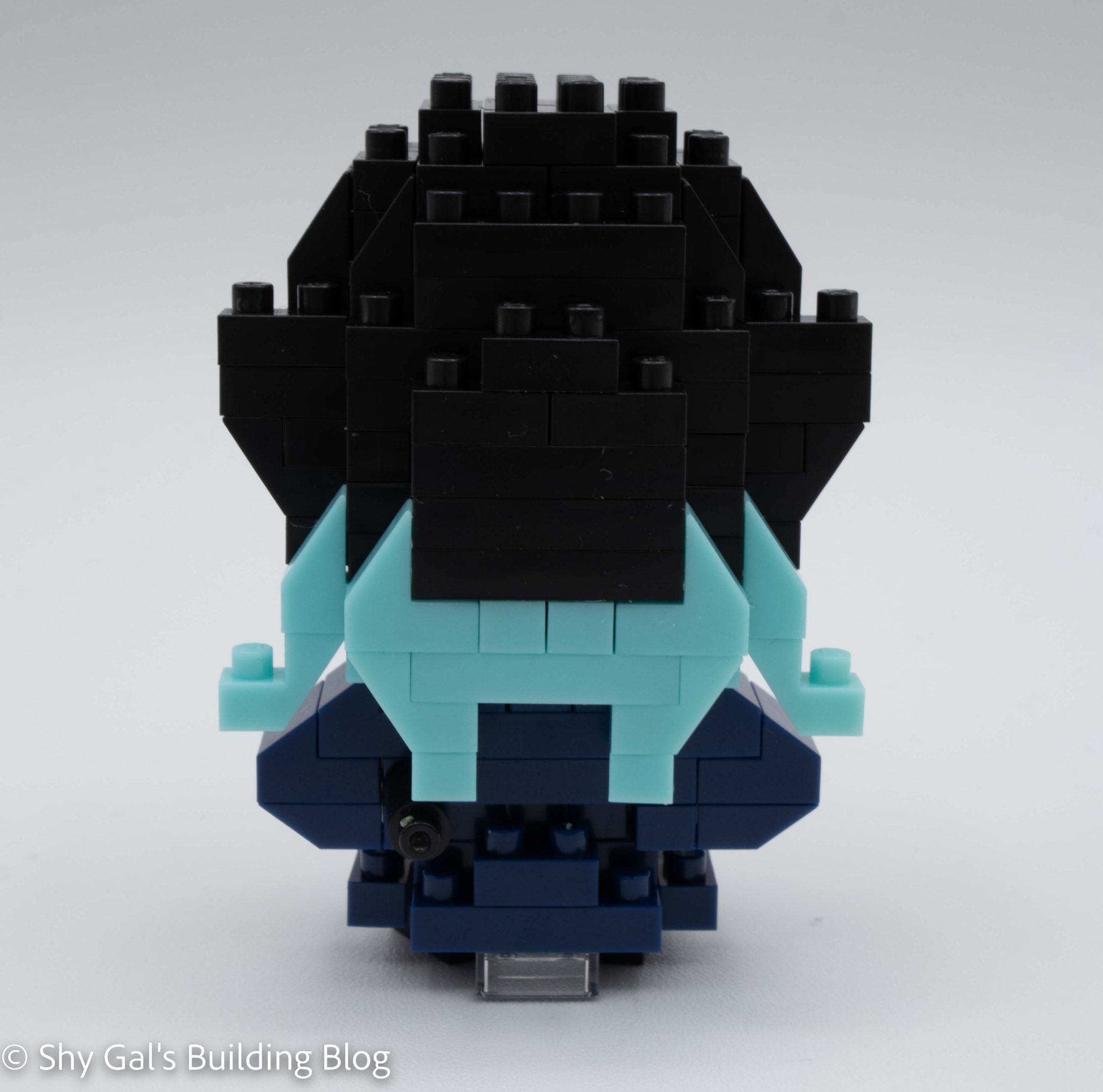Review of nanoblock Muichiro Tokito - Shy Gal’s Building Blog