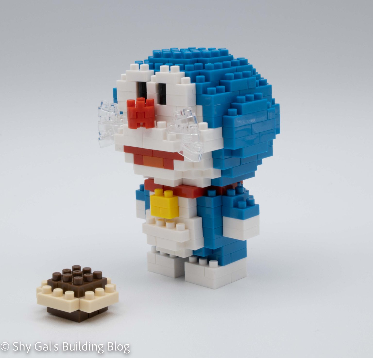 Review nanoblock Standing Doraemon - Shy Gal's Building Blog