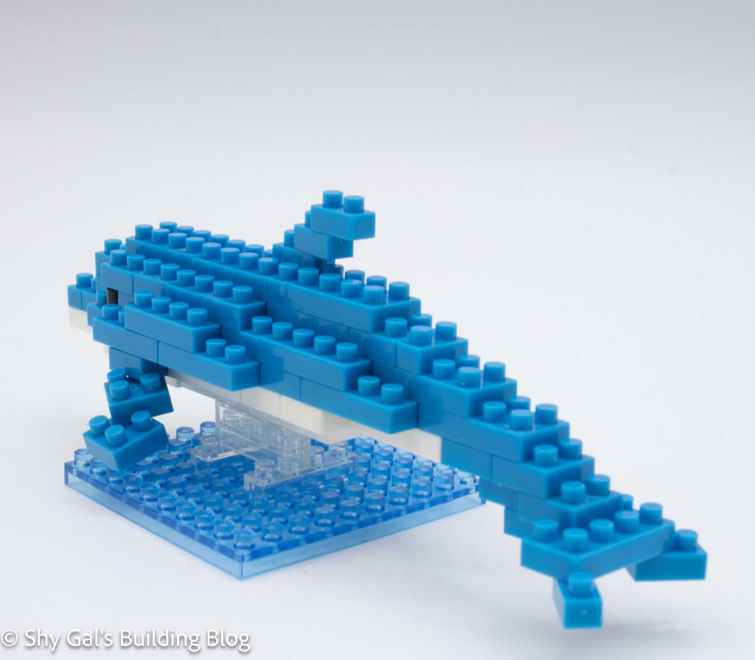 Review nanoblock Bottlenose Dolphin - Shy Gal’s Building Blog