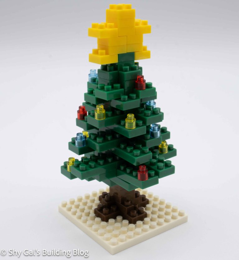 Review of nanoblock X’mas Tree - Shy Gal’s Building Blog