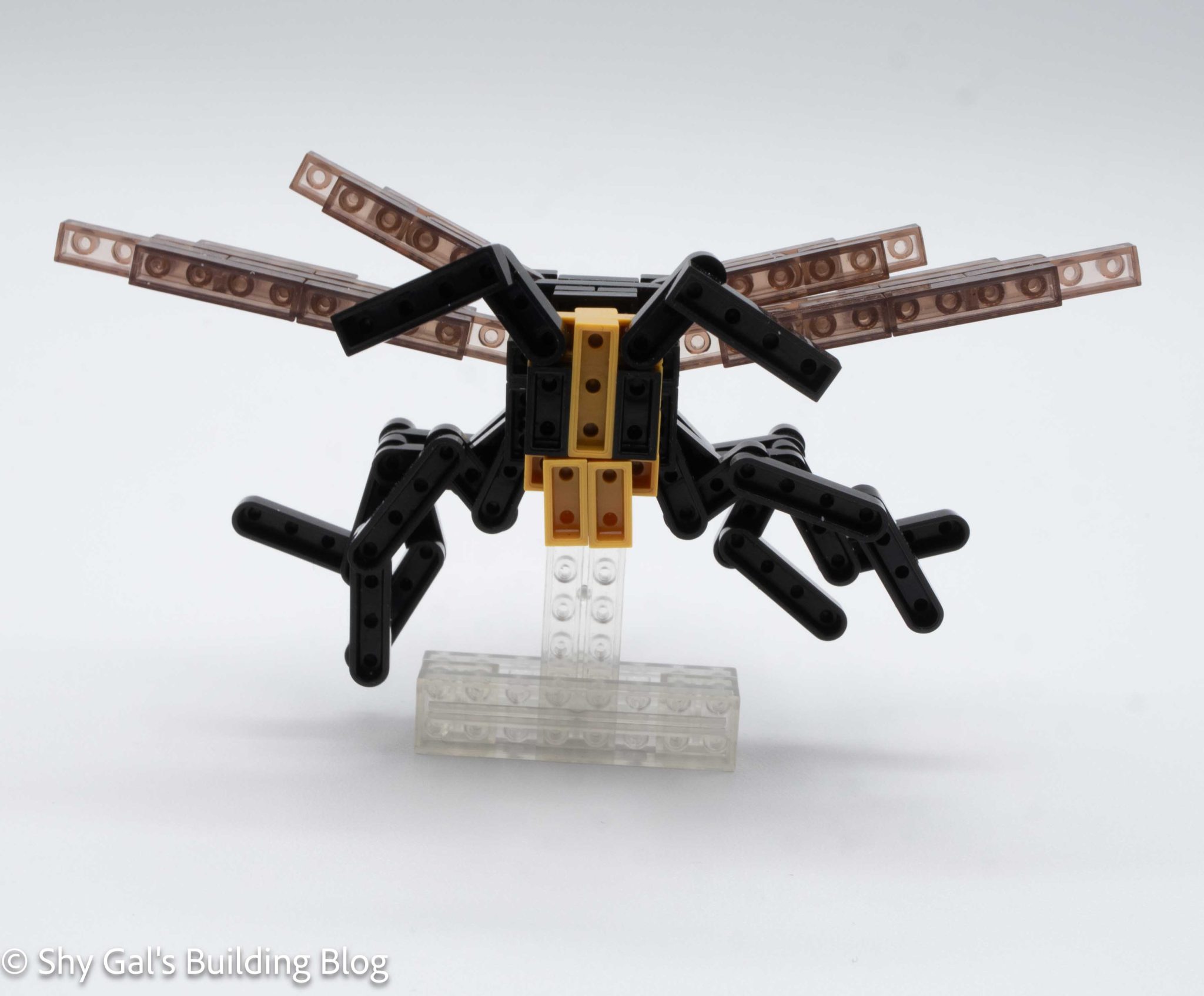 Review nanoblock Asian Giant Hornet - Shy Gal’s Building Blog