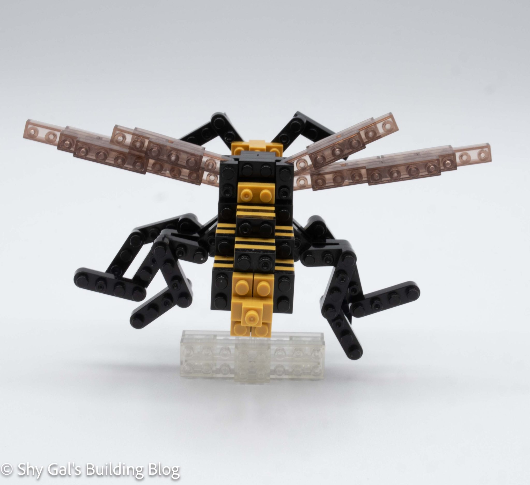 Review nanoblock Asian Giant Hornet - Shy Gal’s Building Blog